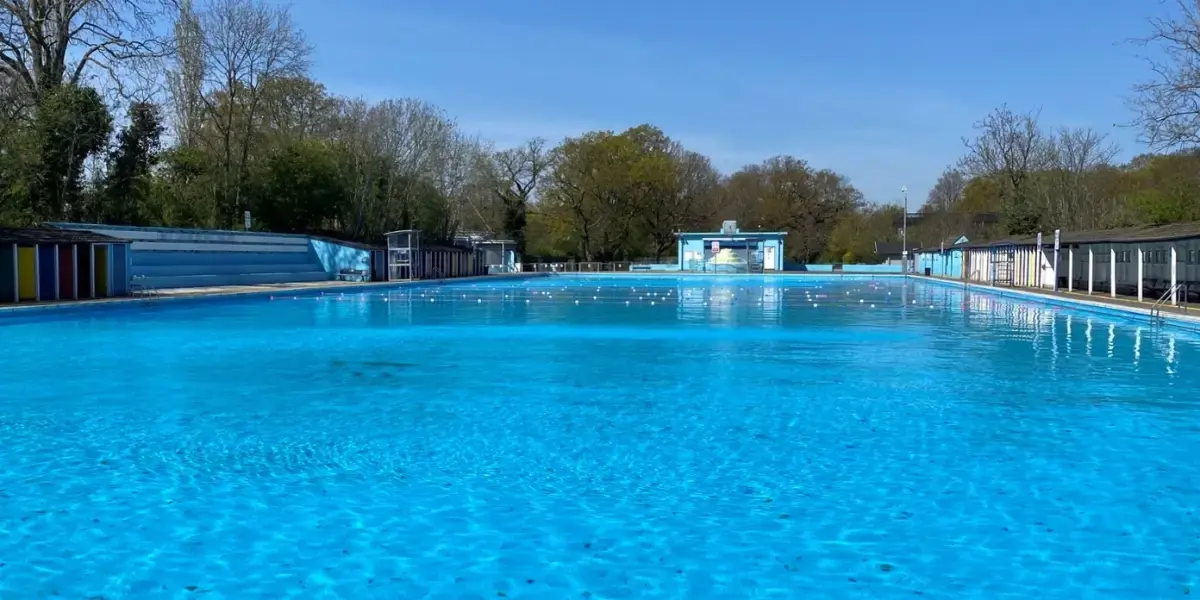 Tooting Bec Lido | Tooting | Places Leisure